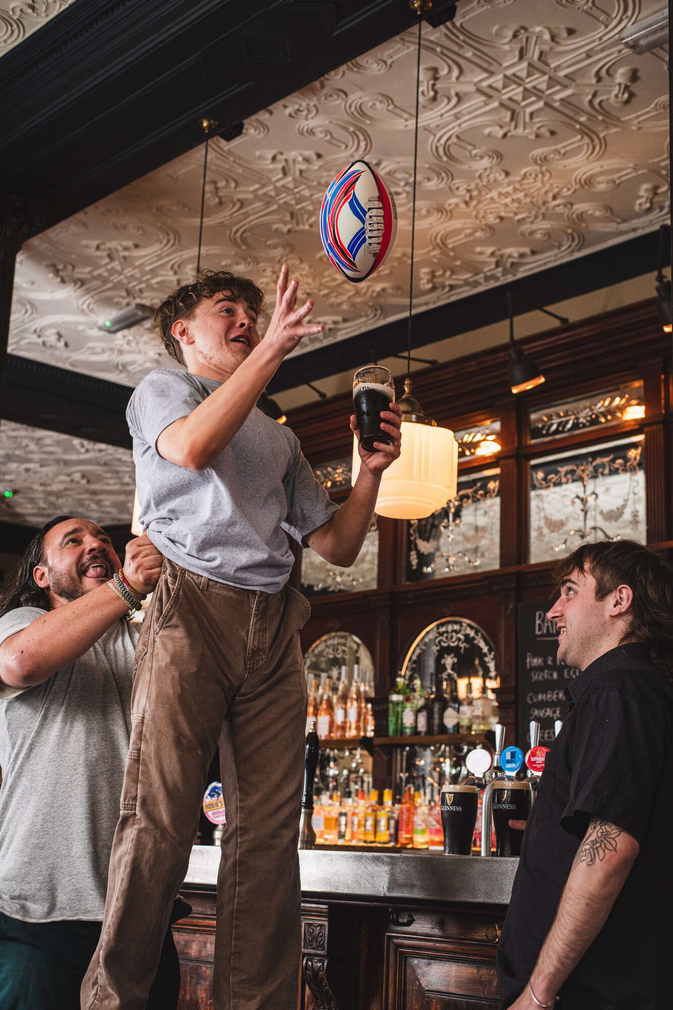 Pub in Kentish Town | Bull & Gate N5 | Young's Pub in London